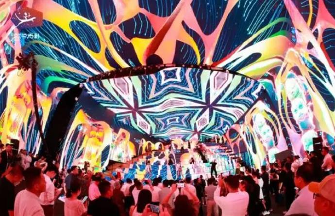 The World’s First 200 Million Pixels LED Enclosure Space Debuts in ...