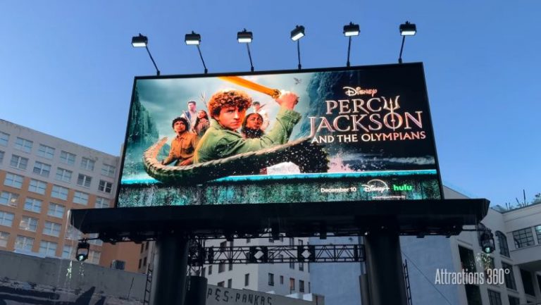 4D LED Billboard Creates Real Water Effects in Disney Ad